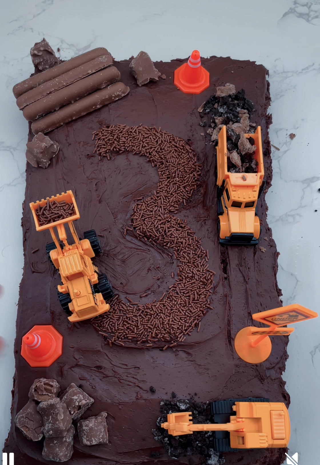 Turn a supermarket cake into a showstopper! – Craft & Crumb