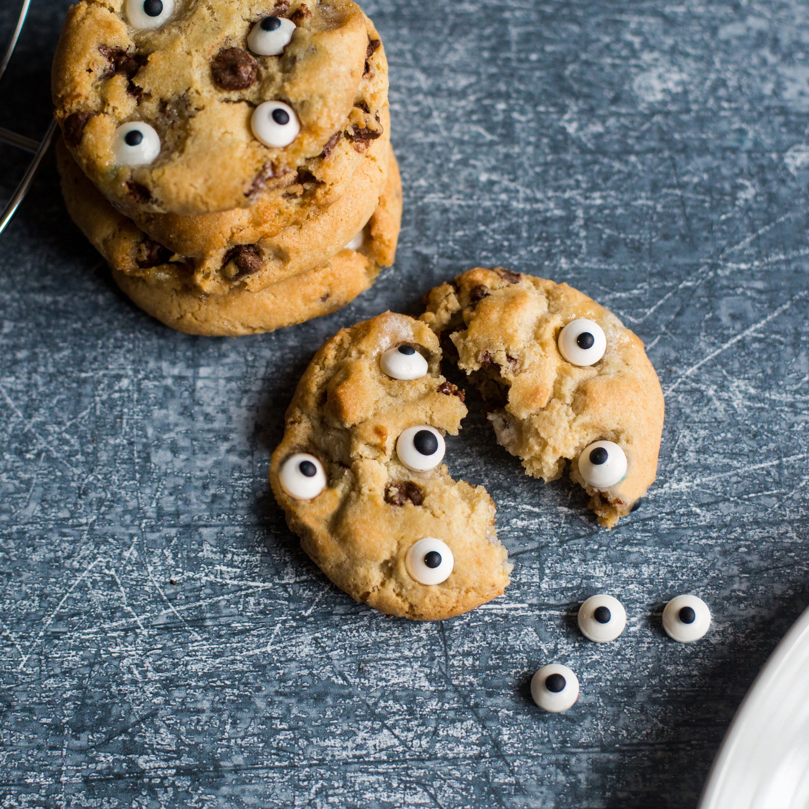 Monster eyeball cookie kit party bag – Craft & Crumb